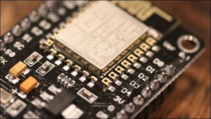 ESP8266 / NodeMCU: Lösung für "ets Jan 8 2013,rst cause:4, boot mode:(3,6)"